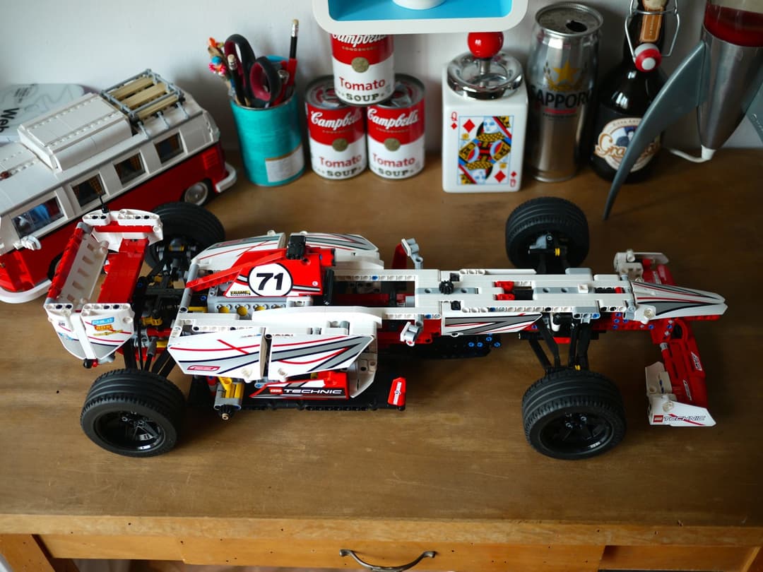 Lego Technic 42000 - Grand Prix Racer