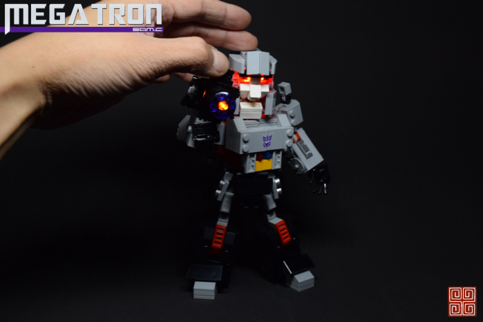 Megatron trasformabile super deformed LEGO | Lega Nerd