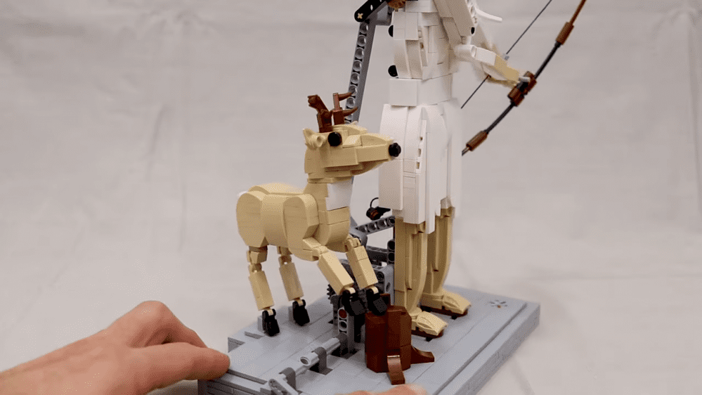 LEGO Archer Artemis, la nuova scultura cinetica di Jason Allemann ...