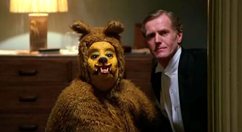 Shining: la scena dell'orso potrebbe nascondere un inquietante ...
